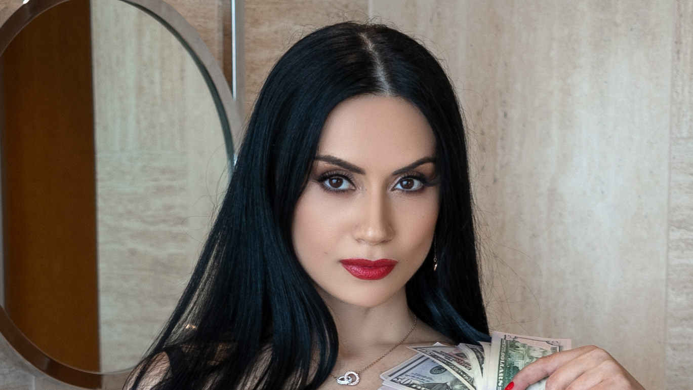 7 Goddess Ishtar photos to make you even more addicted to Her